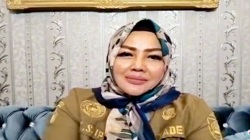 Klarifikasi Kades Bogor Usai Videonya Viral: 'Geli' Bawa Nasi Berkat, Tak Berniat Menghina ...
